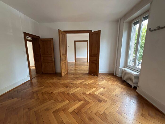 Appartement à louer - Strasbourg - 4 pièces - 2 chambres