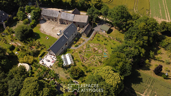 Maison à vendre - Saint-Guen - 17 pièces - 10 chambres