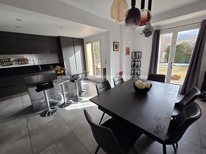 Maison à vendre - Barcelonnette - 5 pièces - 4 chambres