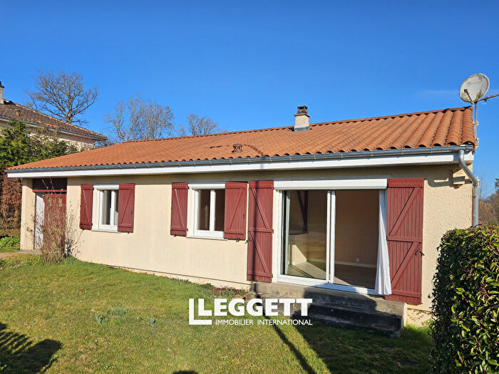 Maison à vendre - Cussac - 4 pièces - 3 chambres