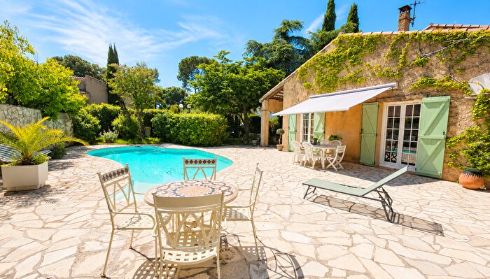Marseille 8ème : Maison 6 pièces à vendre