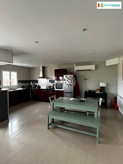 Maison à louer - Orleix - 5 pièces - 4 chambres