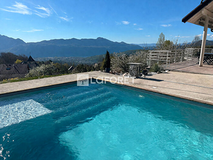 Pugny-Chatenod : Maison 6 pièces à vendre