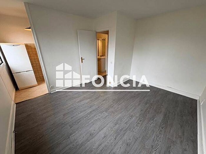 Appartement à louer - Plateau, Juvisy-sur-Orge - 1 pièce