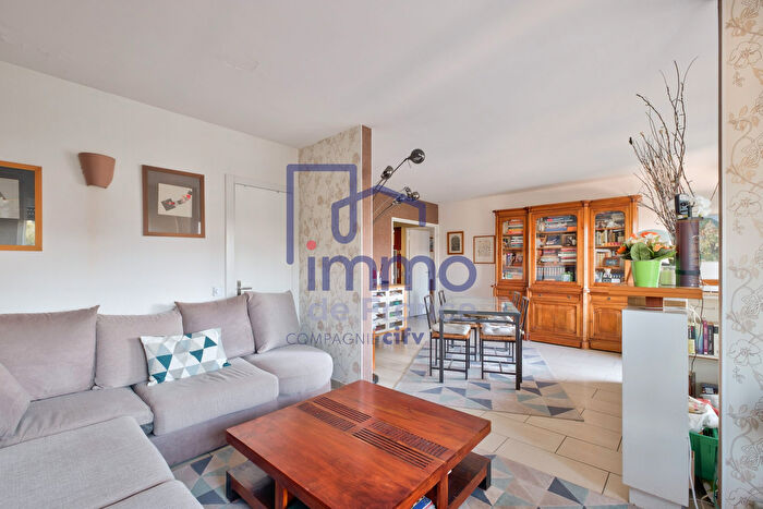 Appartement à vendre - Lyon e  - 3 pièces - 2 chambres