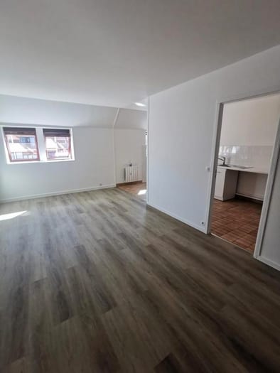 Asnières-sur-Seine, Gresillons, Voltaire : Appartement 2 pièces à louer