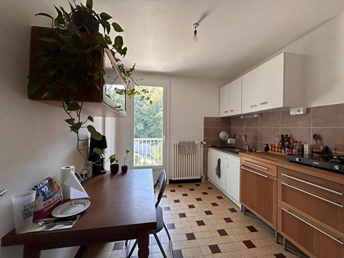 Jacob-Bellecombette : Appartement 4 pièces à louer