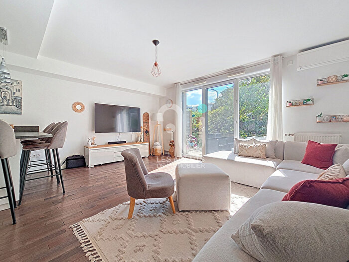 Appartement à vendre - Gennevilliers, Le Village - 3 pièces - 2 chambres