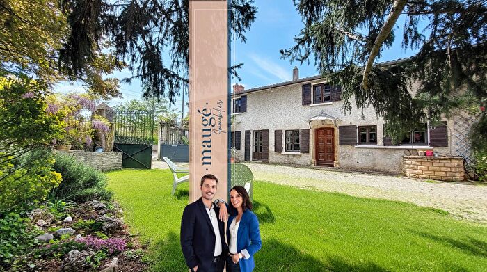 Maison à vendre - Saint-Priest, Revaison - 6 pièces - 5 chambres