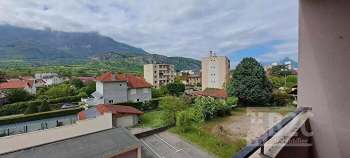 Appartement 3 pièces à louer à Bourg, Le Pont-de-Claix