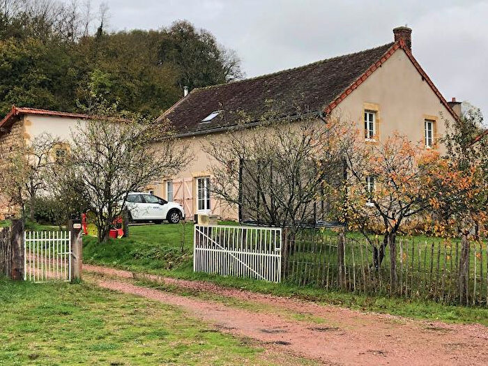 Maison à vendre - Semur-en-Brionnais - 7 pièces - 4 chambres