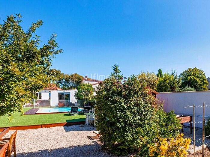 Maison à vendre - Marseille e , Saint-Julien - 7 pièces - 4 chambres