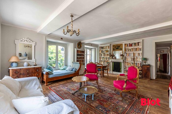Quartiers Centre, Centre-ville - Appartement 4 pièces à vendre