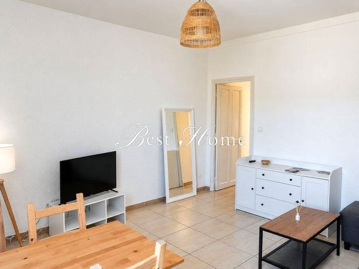 Appartement 2 pièces à louer à Nîmes