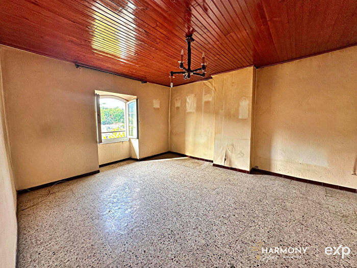 Appartement 4 pièces à Jouques, à vendre