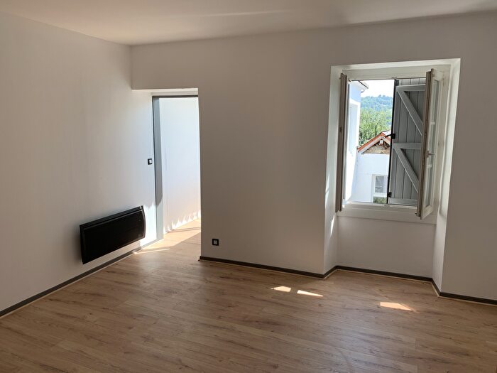 Appartement 1 pièce à Monein, à louer