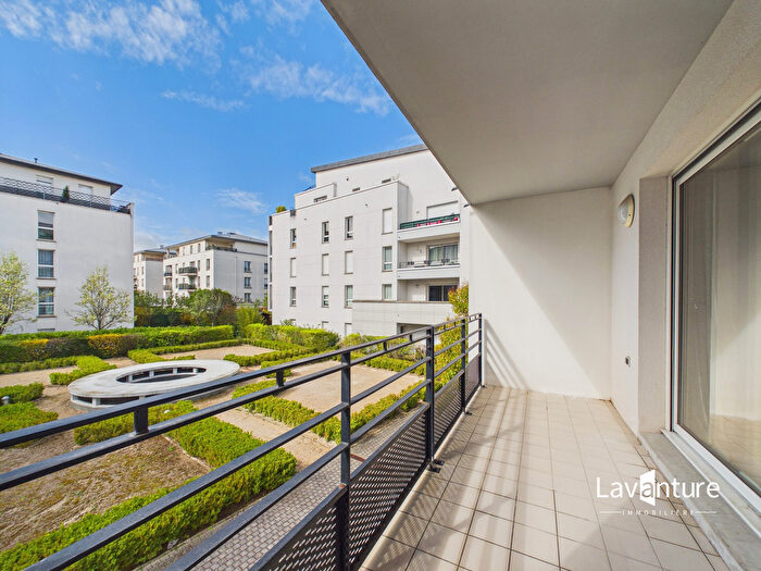 Appartement à vendre - Saint-Cyr-lécole, Centre-ville - 2 pièces - 1 chambre