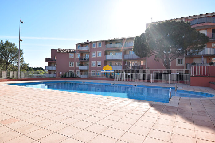 Fréjus, Centre-ville : Appartement 3 pièces à vendre
