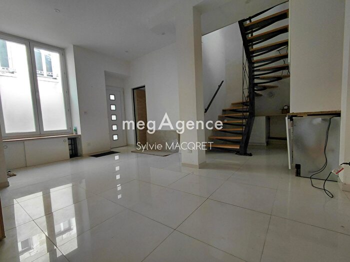 Romorantin-Lanthenay, Centre-ville : Maison 4 pièces à vendre