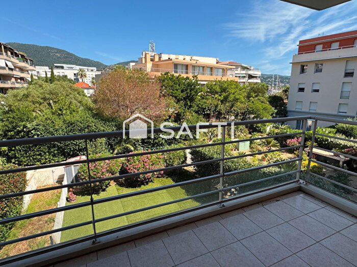 Appartement 4 pièces à vendre - Cavalaire-sur-Mer, Castillane, Vivards, Roseraie, Rigaud, Cros de Mouton