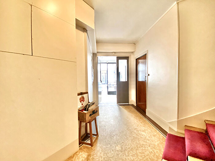 Appartement à vendre - Paris e , Alleray, Procession - 2 pièces - 1 chambre