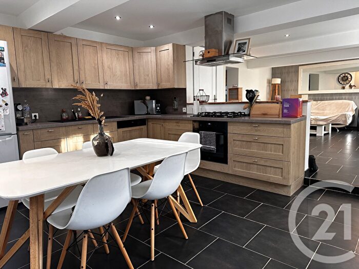 Maison à vendre - La Madelaine-sous-Montreuil - 6 pièces - 3 chambres