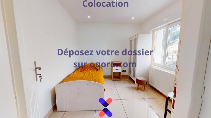 Maison à louer - Moulin à Vent-Georges Lévy, Vénissieux - 6 pièces - 5 chambres