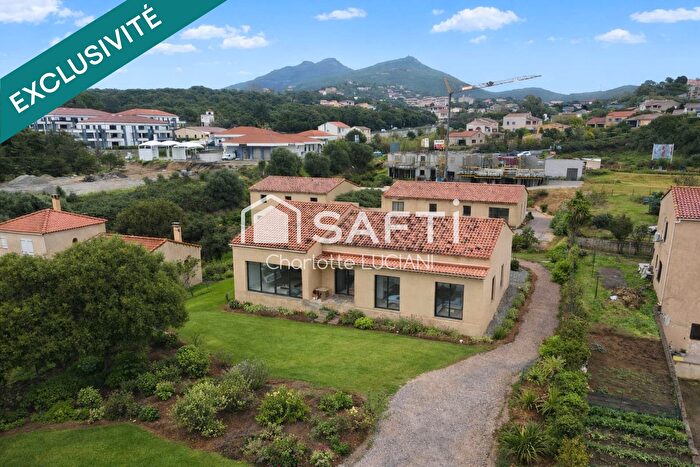 Maison à vendre - Propriano - 5 pièces - 4 chambres