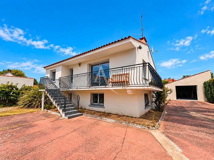 Maison 5 pièces à vendre à Le Fenouiller