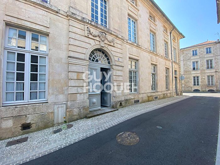 Appartement à louer - Rabelais-Le Porteau, Fontenay-le-Comte - 3 pièces - 2 chambres