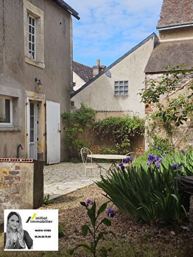 Maison à vendre - Beaumont-la-Ronce - 7 pièces - 4 chambres