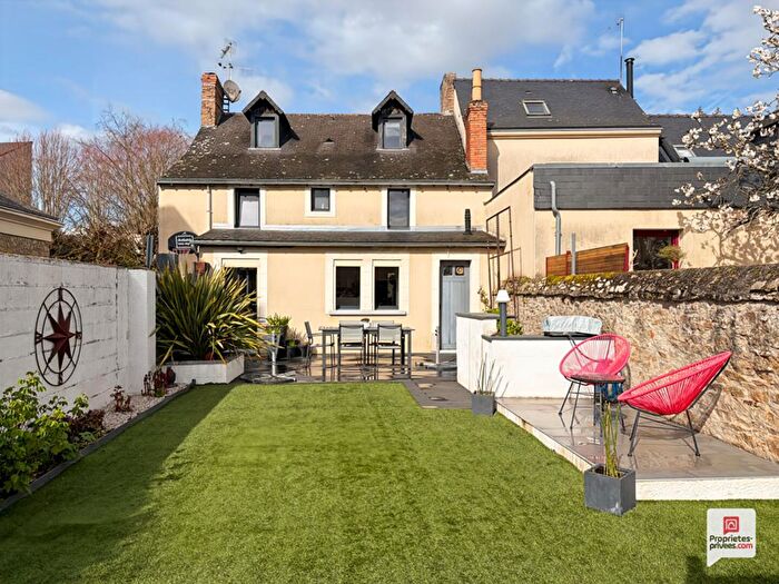 Maison à vendre - Sablé-sur-Sarthe, Rive Gauche - 7 pièces - 4 chambres