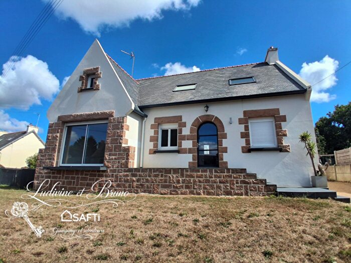 Maison 9 pièces à vendre - Belle-Isle-en-Terre