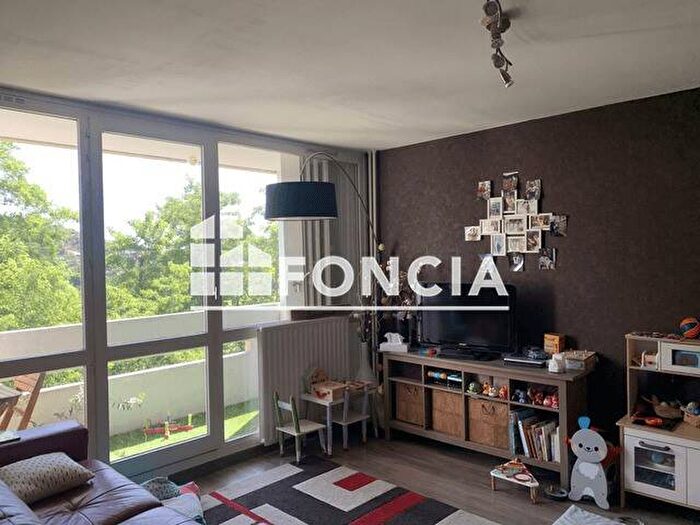 Appartement à louer - Côte Chaude-Montaud, Saint-Étienne - 3 pièces - 2 chambres