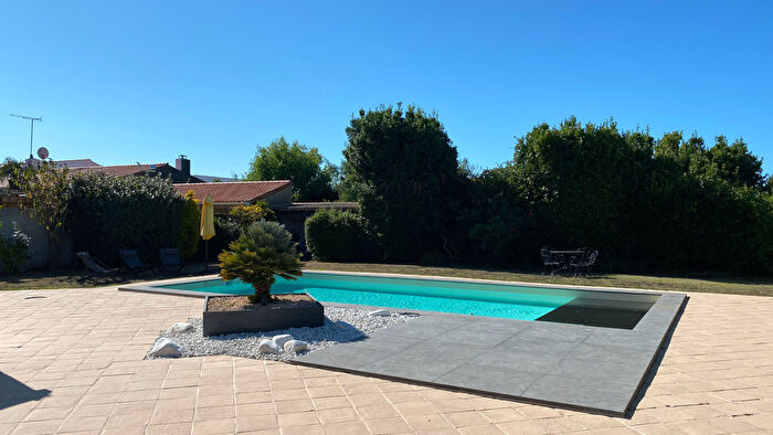 Maison à vendre - Saint-Gilles-Croix-de-Vie - 7 pièces - 4 chambres