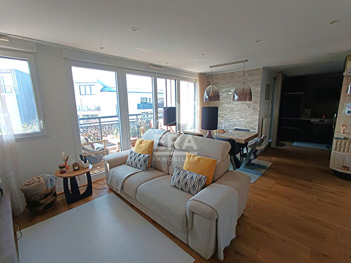 Appartement à vendre - Élancourt, Le Berceau, Les Réaux, La Commanderie - 5 pièces - 4 chambres