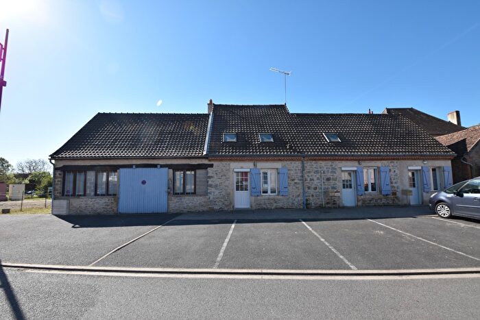 Maison 10 pièces à Garnat-sur-Engièvre, à vendre