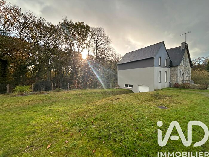 Maison à vendre - Bobital - 9 pièces - 6 chambres