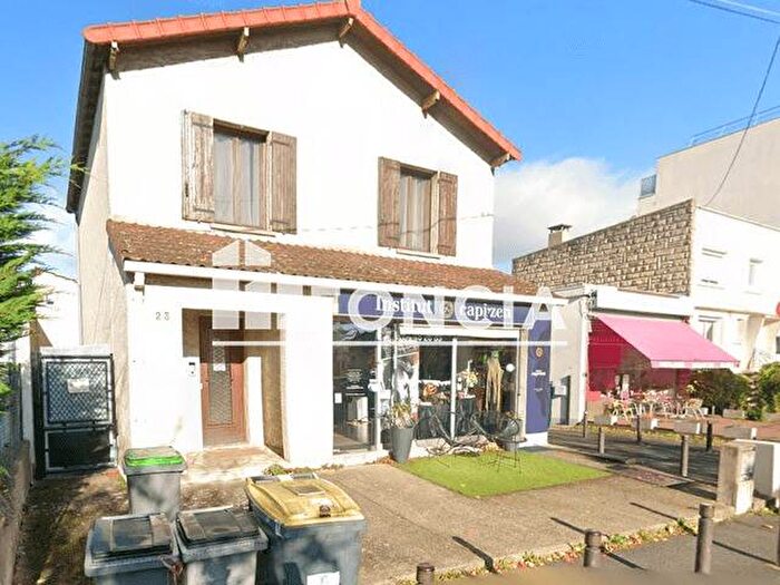 Appartement à louer - Mairie-Champs Fous-Morangis, Chilly-Mazarin - 1 pièce