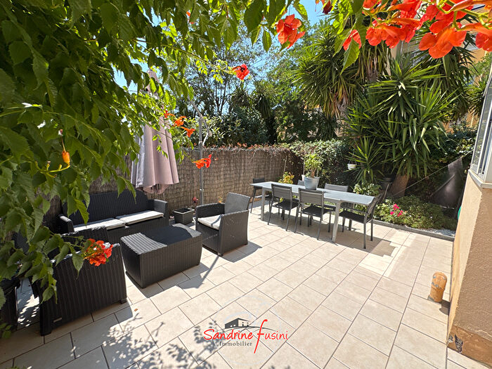 Carros - Appartement 3 pièces à vendre