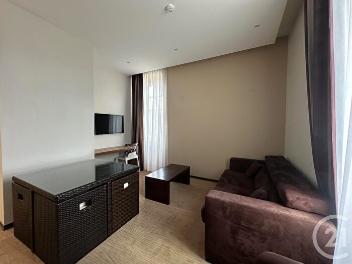 Appartement à louer - Saint-Affrique - 2 pièces - 1 chambre