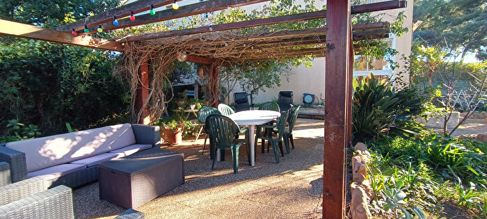 Appartement à vendre - Saint-Mandrier-sur-Mer - 3 pièces - 2 chambres