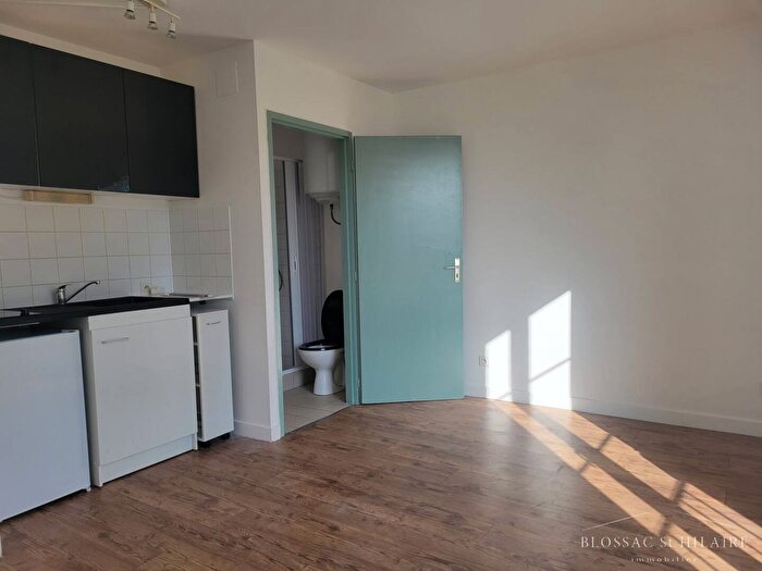 Appartement à louer - Saint-Benoît - 1 pièce