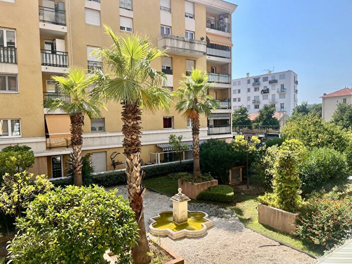 Appartement à vendre - Nice - 3 pièces - 2 chambres