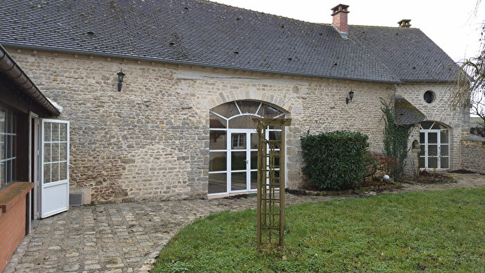 Maison à vendre - Marsainvilliers - 8 pièces - 3 chambres