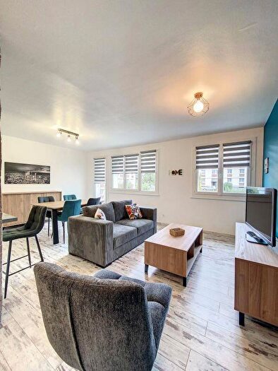 Appartement à louer - LOradou, Clermont-Ferrand - 3 pièces - 2 chambres