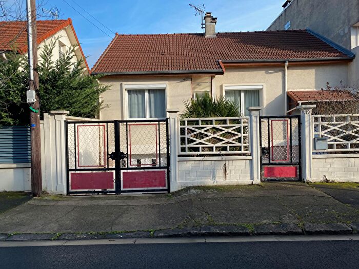 Maison à vendre - Drancy, La Mare - 6 pièces - 4 chambres
