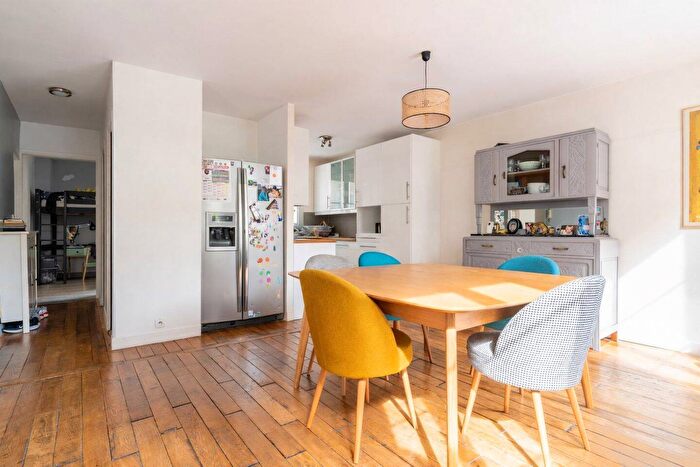 Appartement à louer - Centre, Saint-Cloud - 4 pièces - 3 chambres