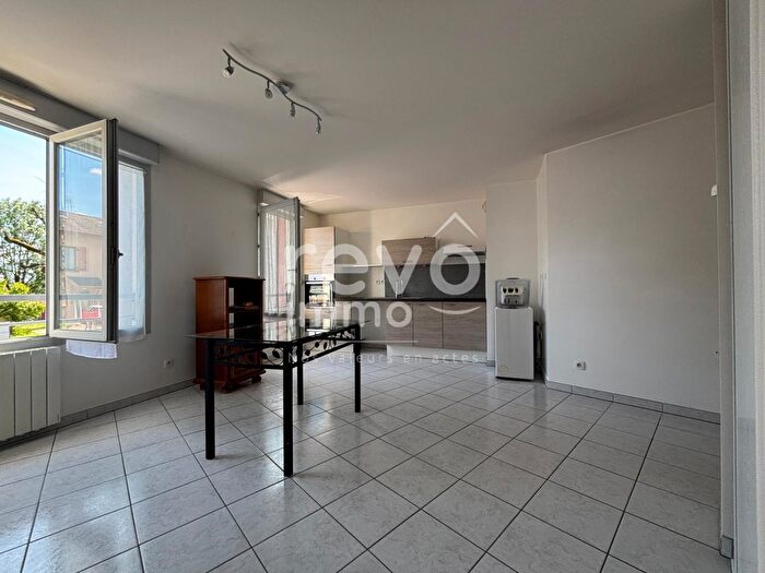 Appartement 2 pièces à Saint-André-de-Corcy, à vendre