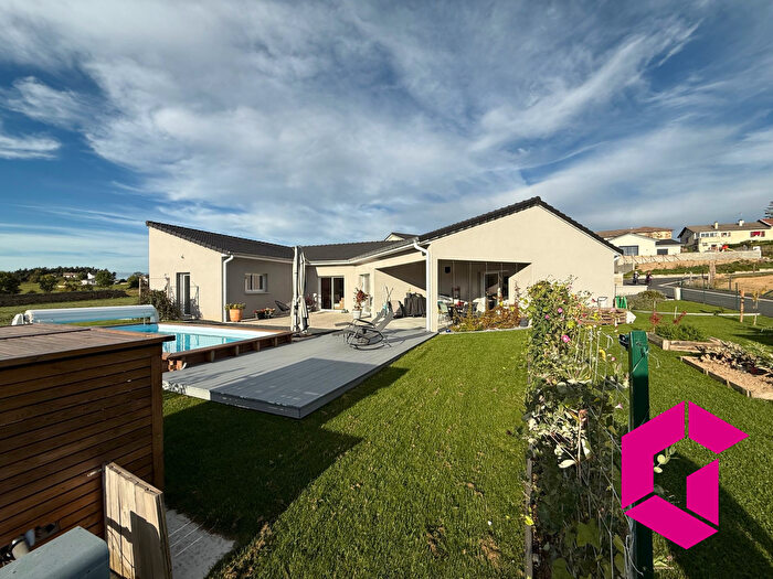 Maison à vendre - Yssingeaux - 5 pièces - 4 chambres